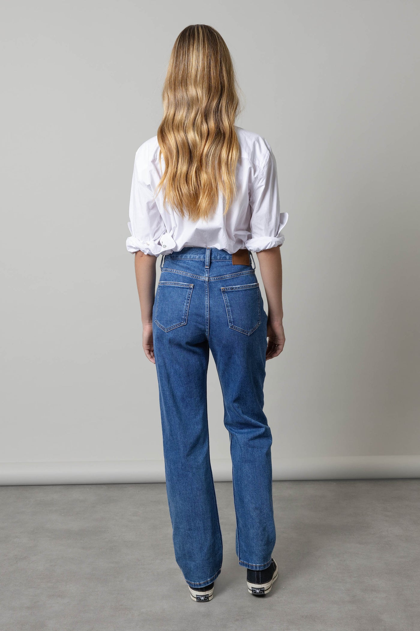 Shop Arizona Straight (Mid Wash) | Max