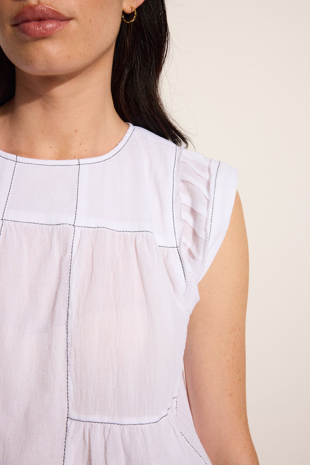 Shop Elsie Stitch Detail Shell Top (Ivory/Black) | Max
