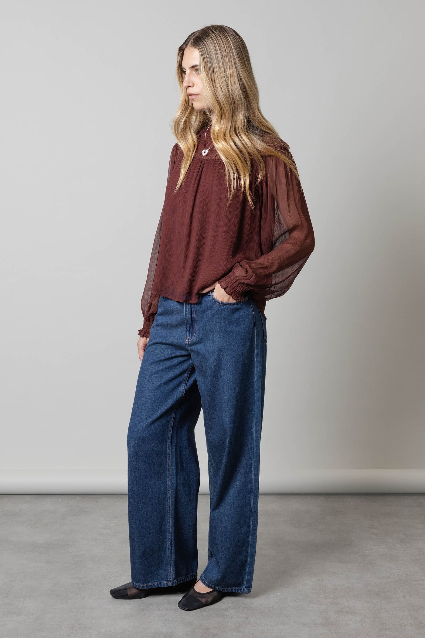 Shop Aspen Wide Leg Jean (Indigo) | Max