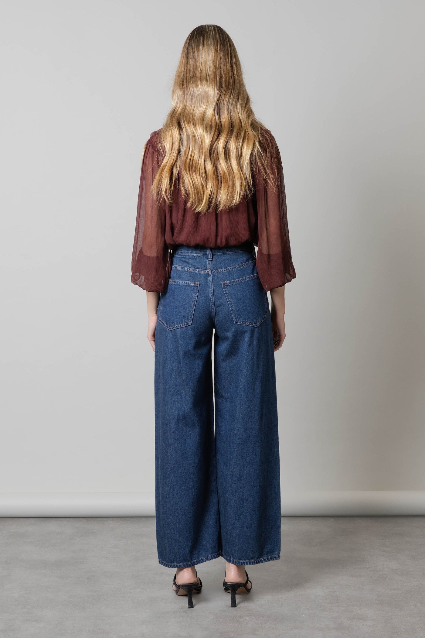 Shop Aspen Wide Leg Jean (Indigo) | Max
